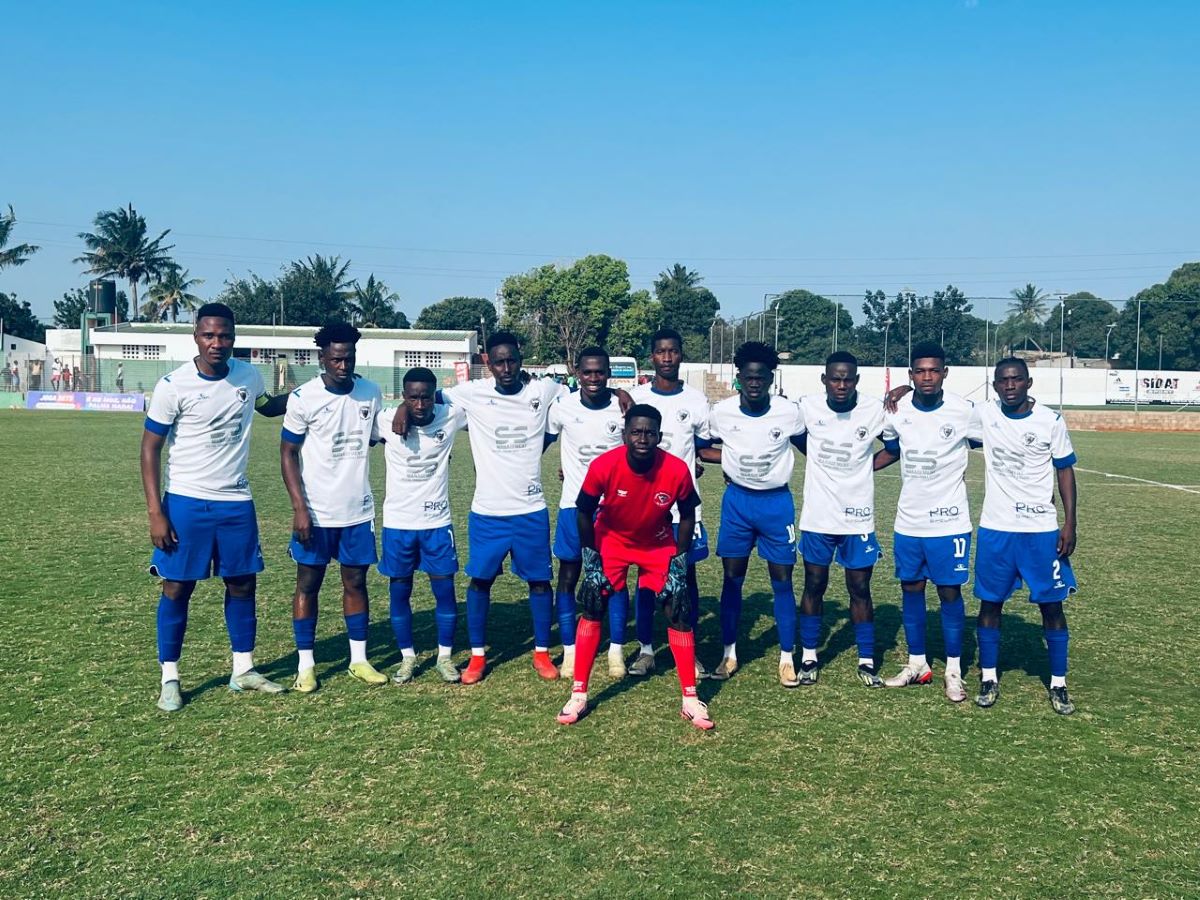 JOGADORES DO DESPORTIVO DA MATOLA NÃO RECEBEM SALÁRIOS DESDE SETEMBRO ...