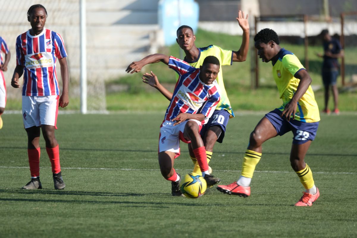 MAXAQUENE E UD ZIMPETO ACERTAM CALENDÁRIO - Jornal Desafio